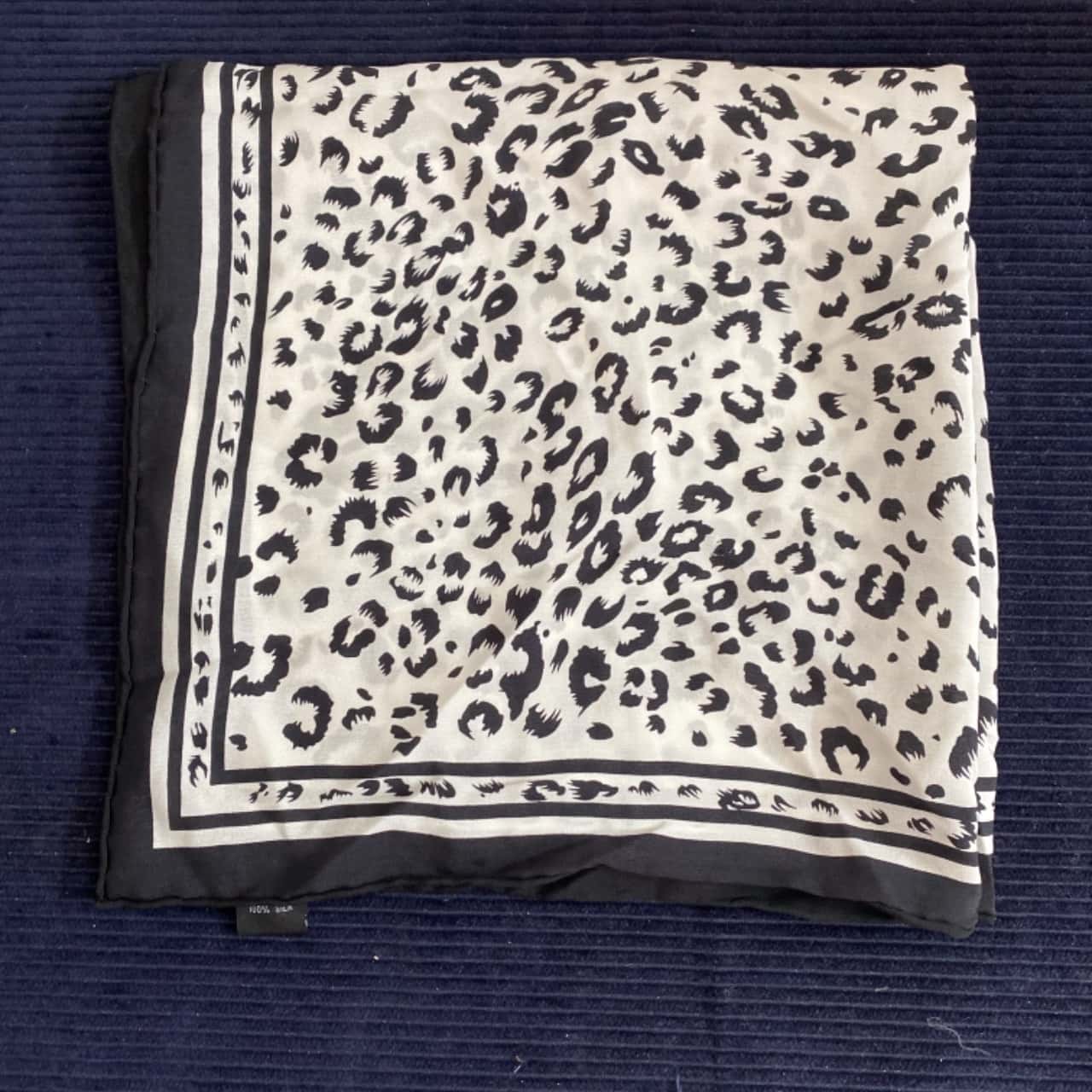 Black and white leopard print handkerchief