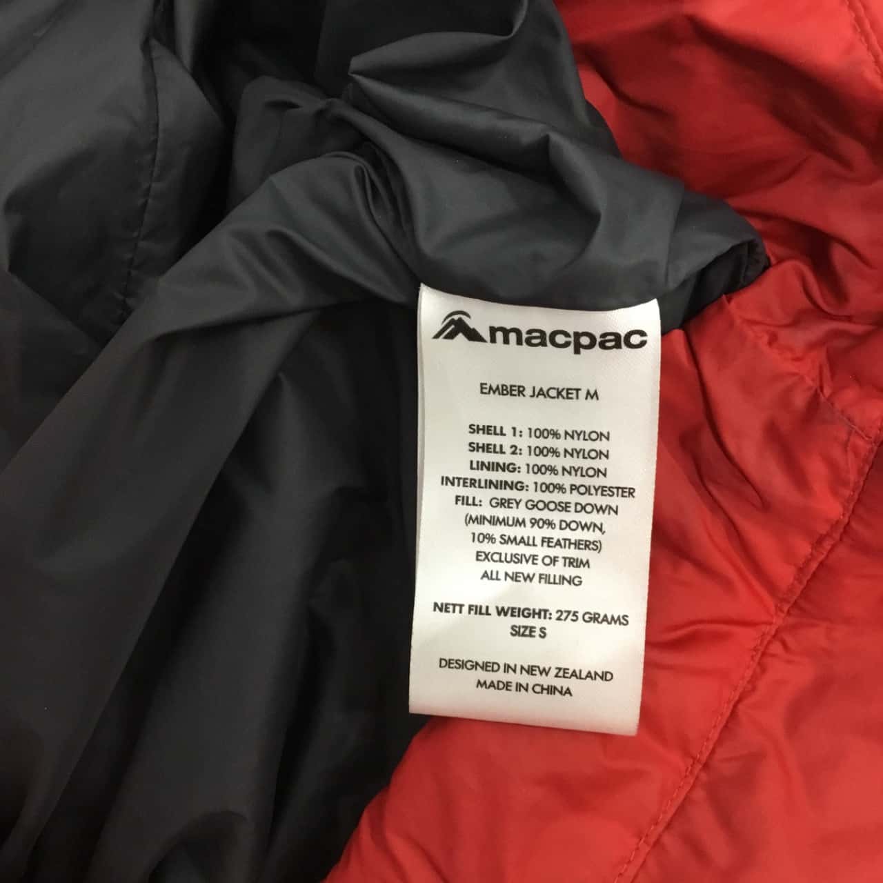 Macpac/ Mens Size S Winter Coat Grey / Red (s)