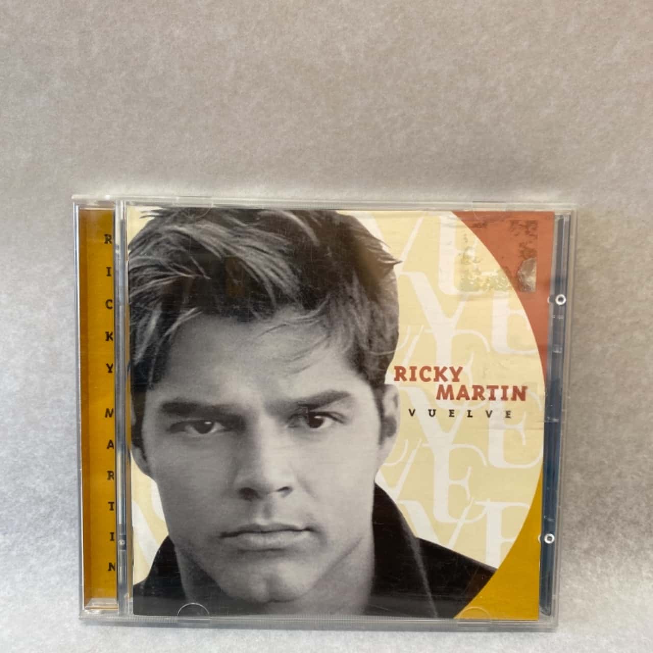 Ricky Martin - Vuelve(s)