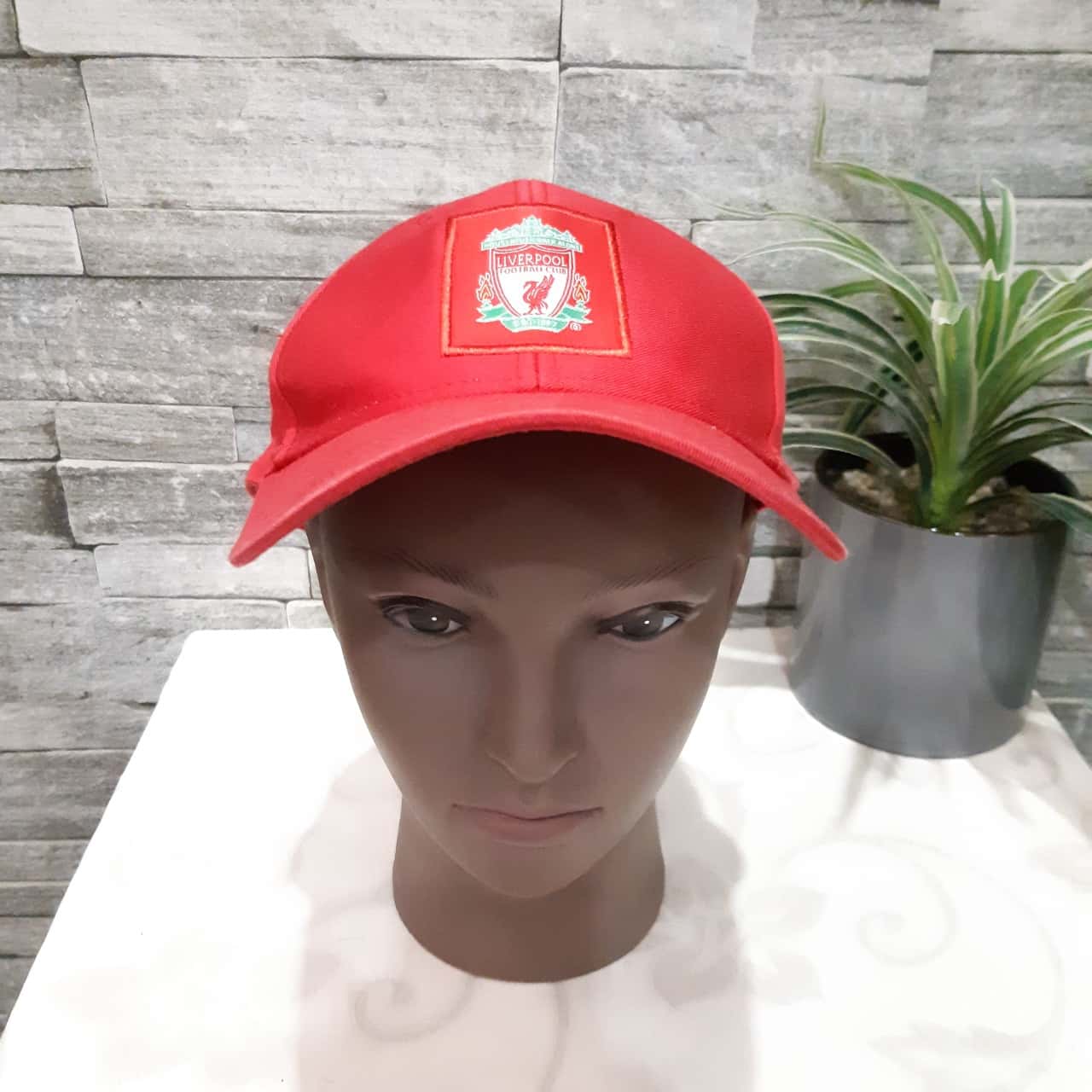 Liverpool Football Club Unisex Size One Size Cap Red