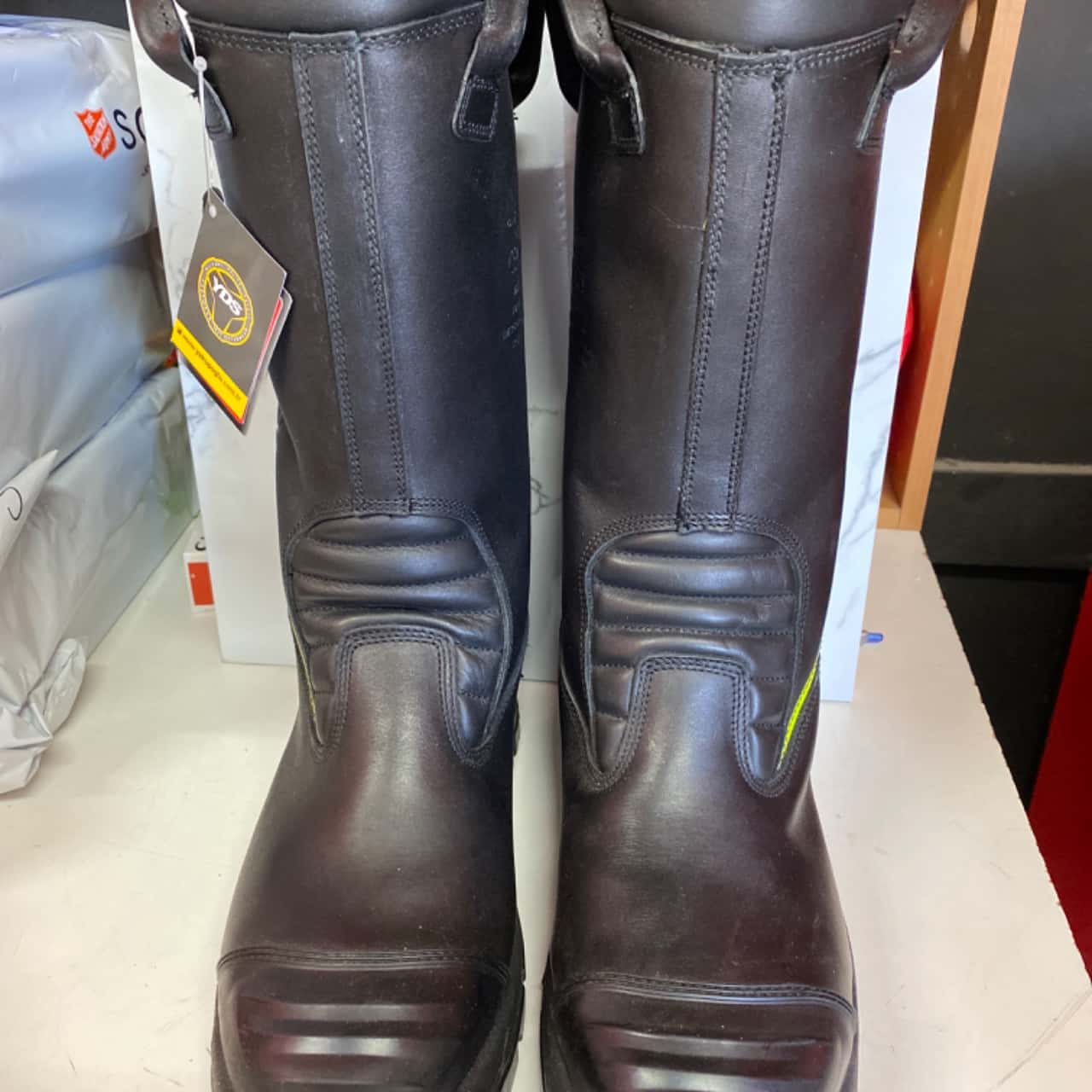 Oliath Poseidon Gore-Tex DDR Fire and Rescue boots Size 9 (s)