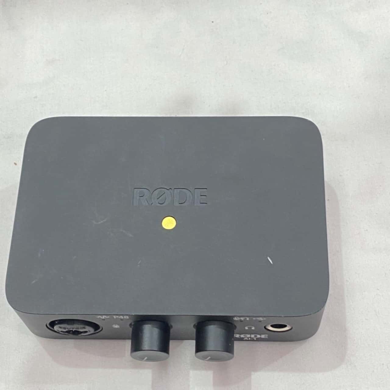 RODE AI-1 Single Channel Audio I/f Mixer For Recording Audio in Studio ...