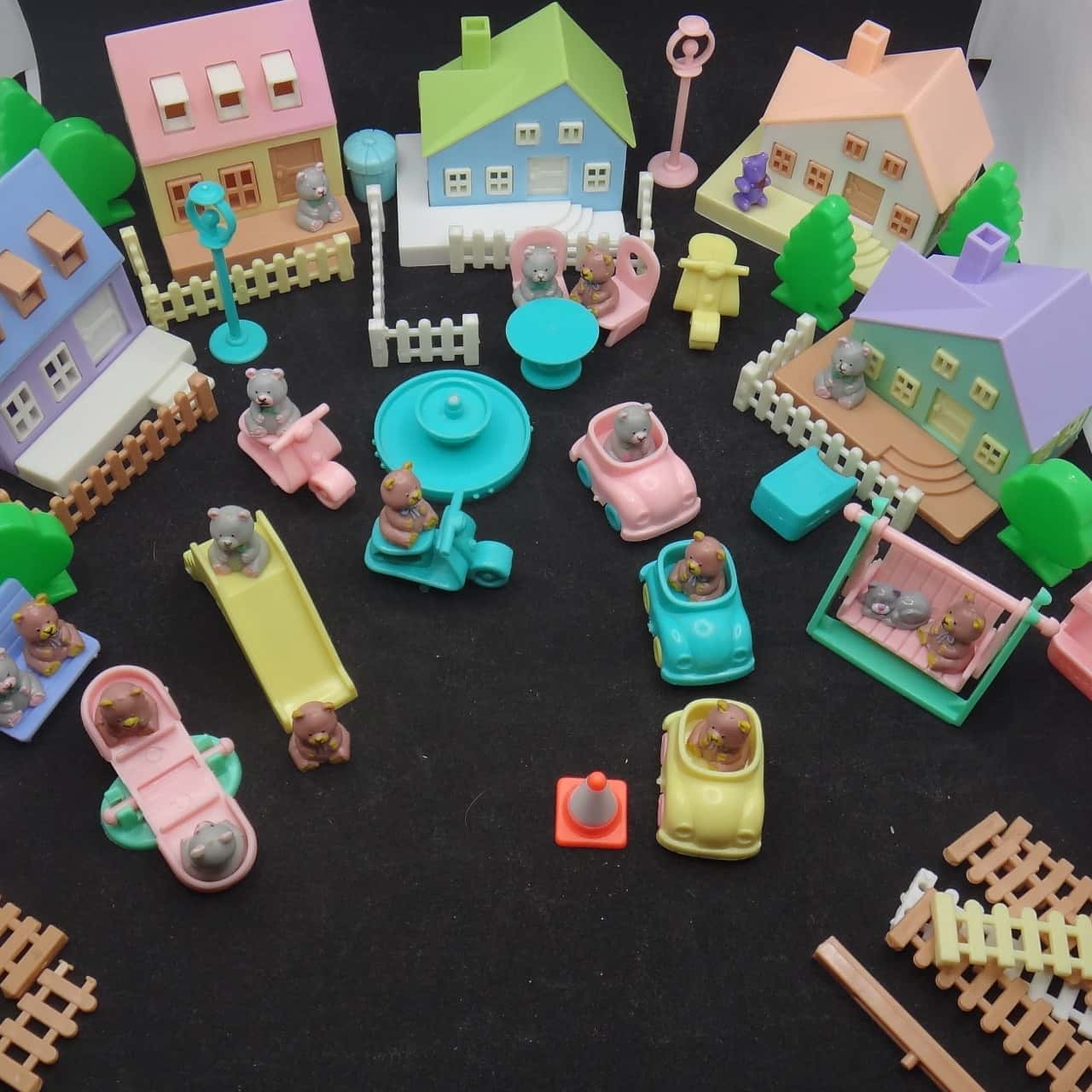 Rare Teddy's Wonderland Miniature Toy Set - Circa 1990's(s)