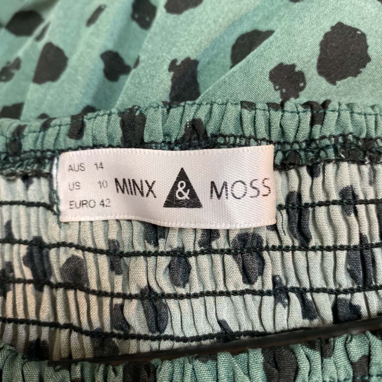 Minx & Moss Womens Size 14 Party Dress Black / Green (s)