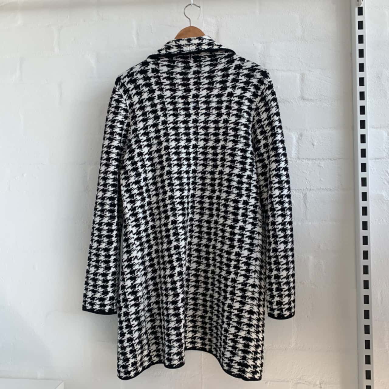 Jacqui-E Small Houndstooth Jacket(s)
