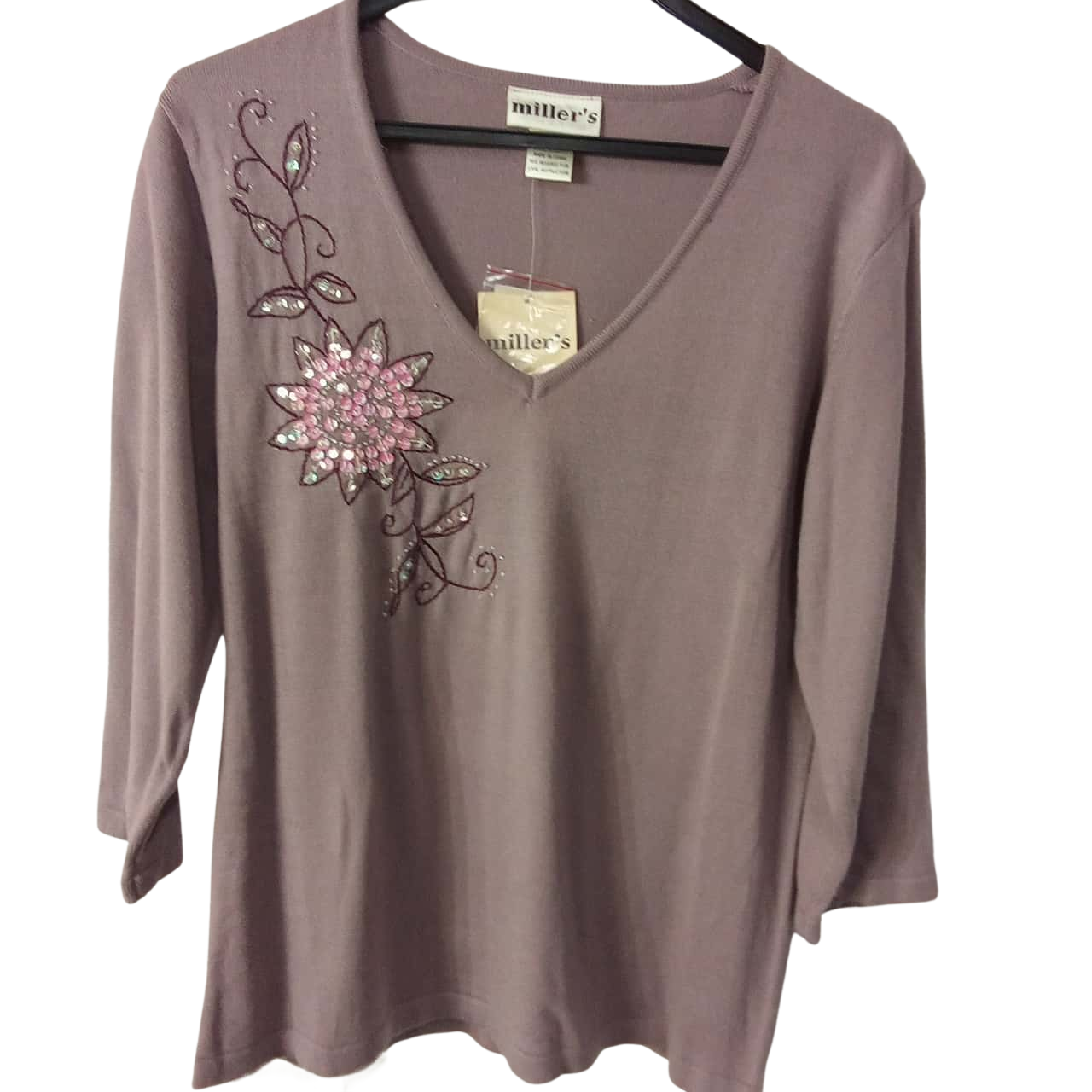 Millers Ladies Violet Long Sleeve Top With Flower Design Size 8 NWT