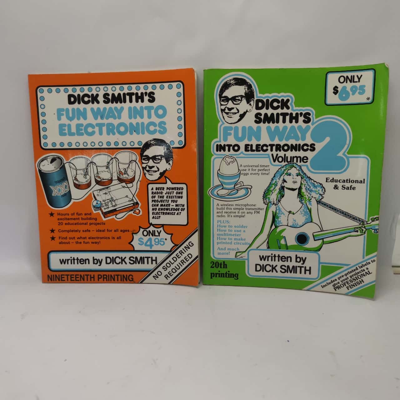 Dick Smith's fun way into electronics 1 and 2 (s)