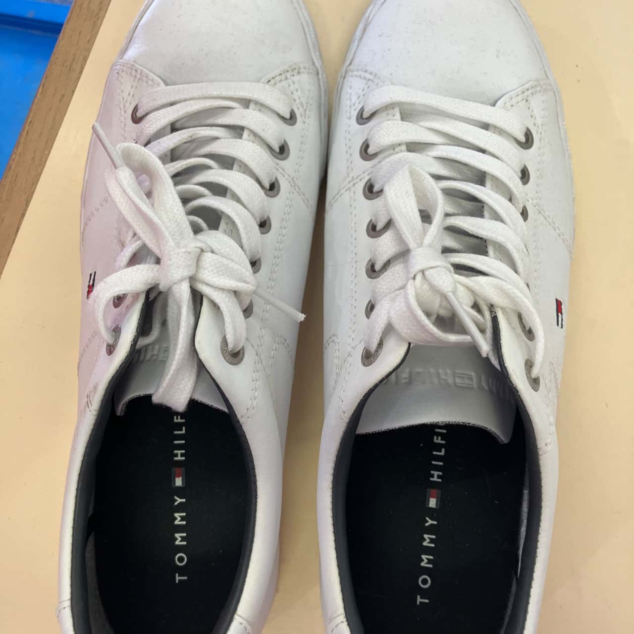 Tommy Hilfiger Size 8UK / 9US White (s)