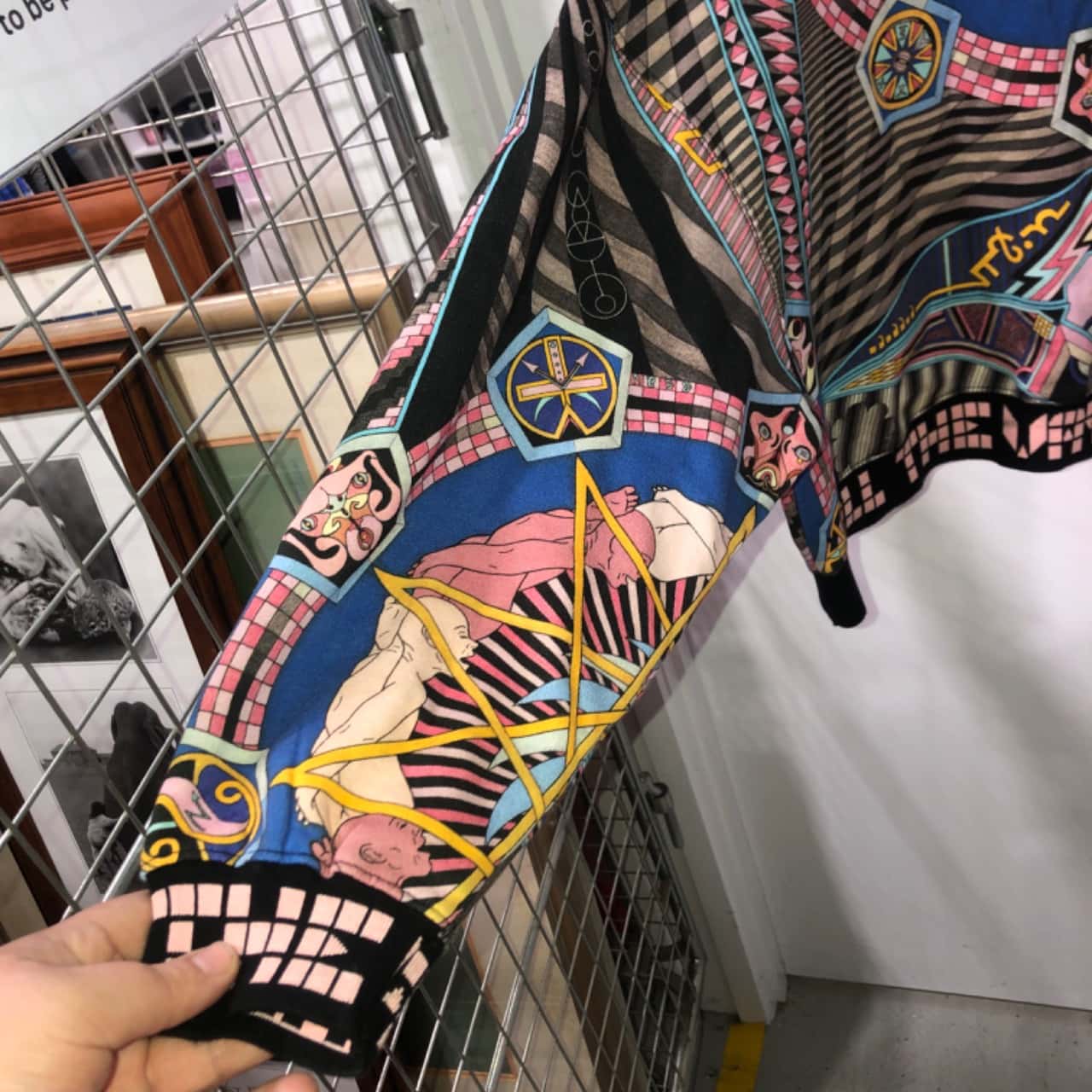 Jess Johnson x Gorman Collaboration Jumper (Psy Zetta Terra Print) Size ...