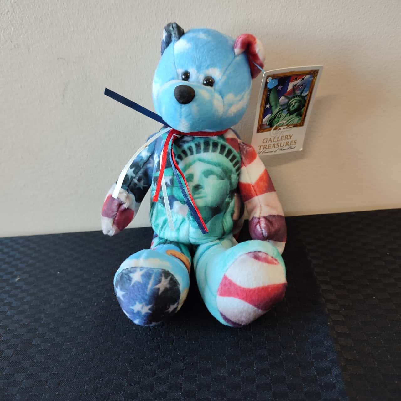 Gallery Treasures Limited Edition Statue of Liberty "Freedom" Bear(s)