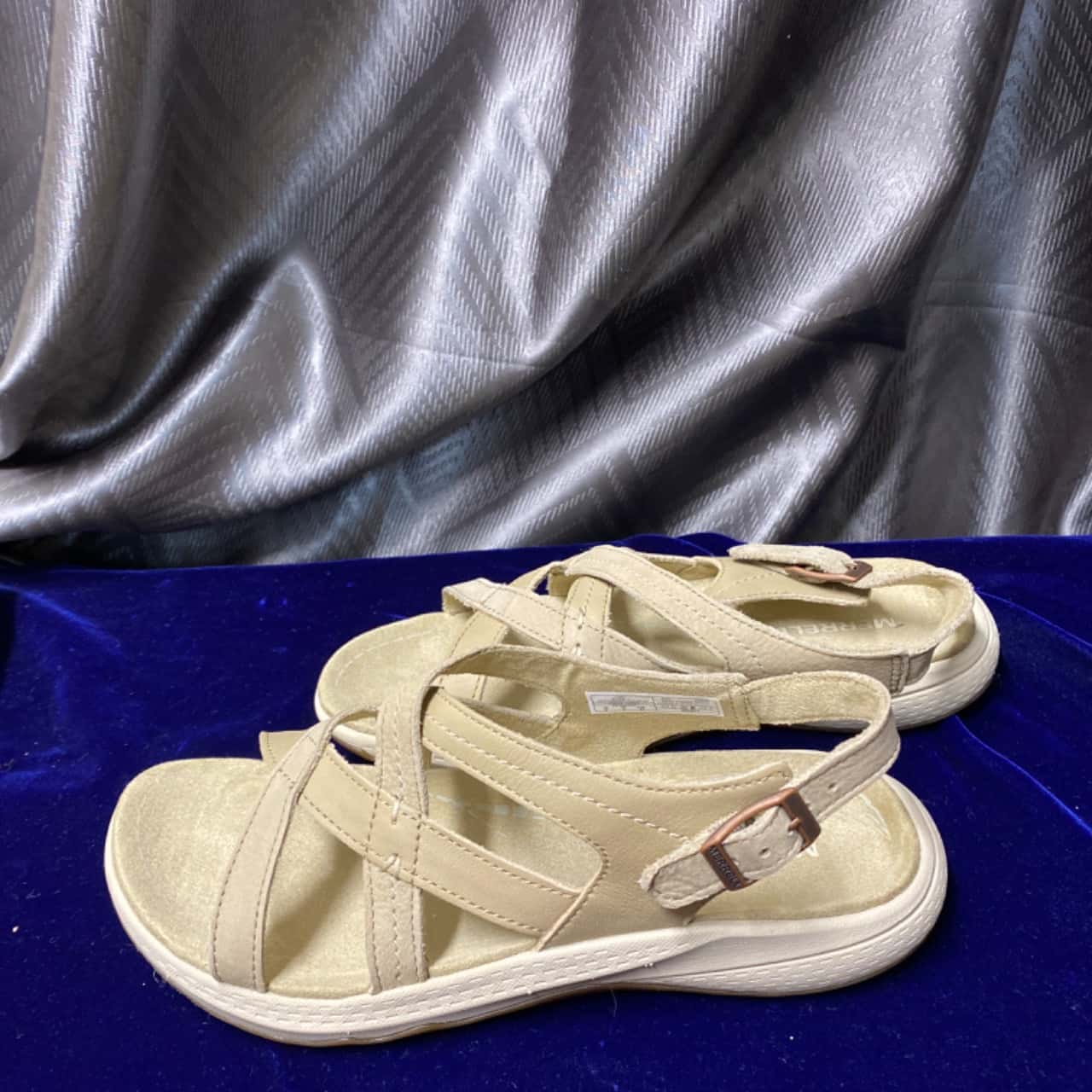 MERRELL Women's Momentum Agave Sandals Size 6(s)
