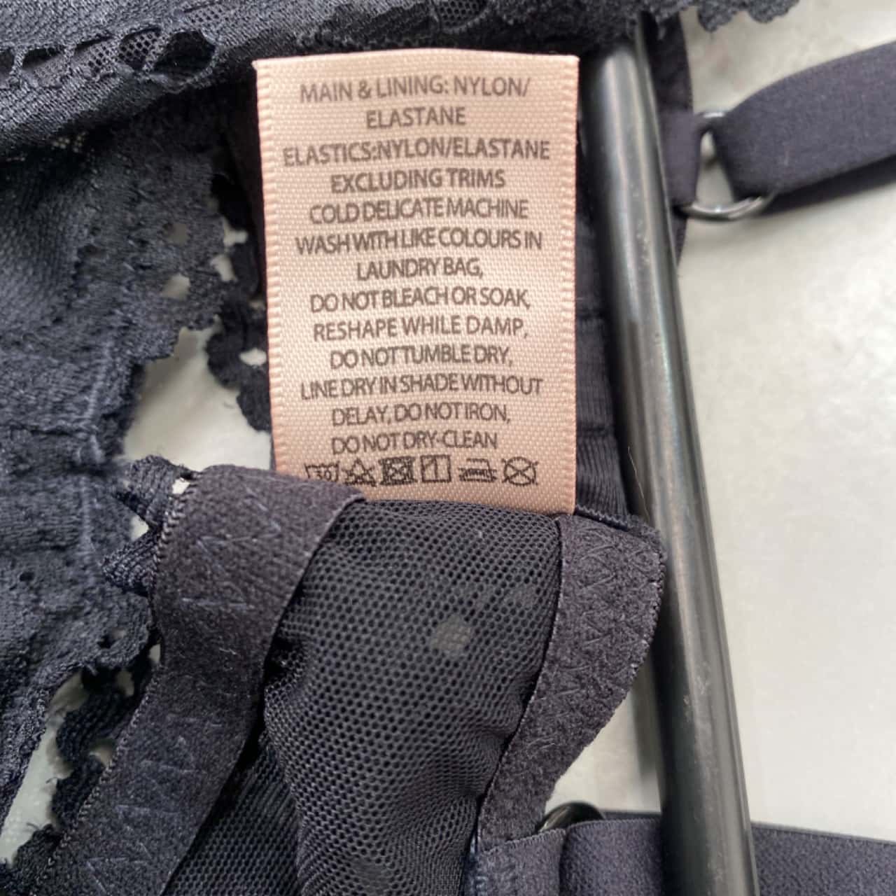 Jockey Fleur Womens Black Lace Bra size 14C