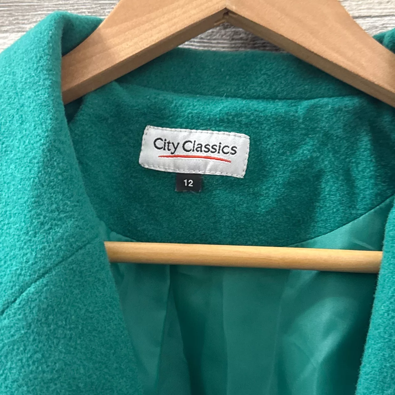 City Classics Green button up Coat - Size 12 - Used Very Good | Salvos ...