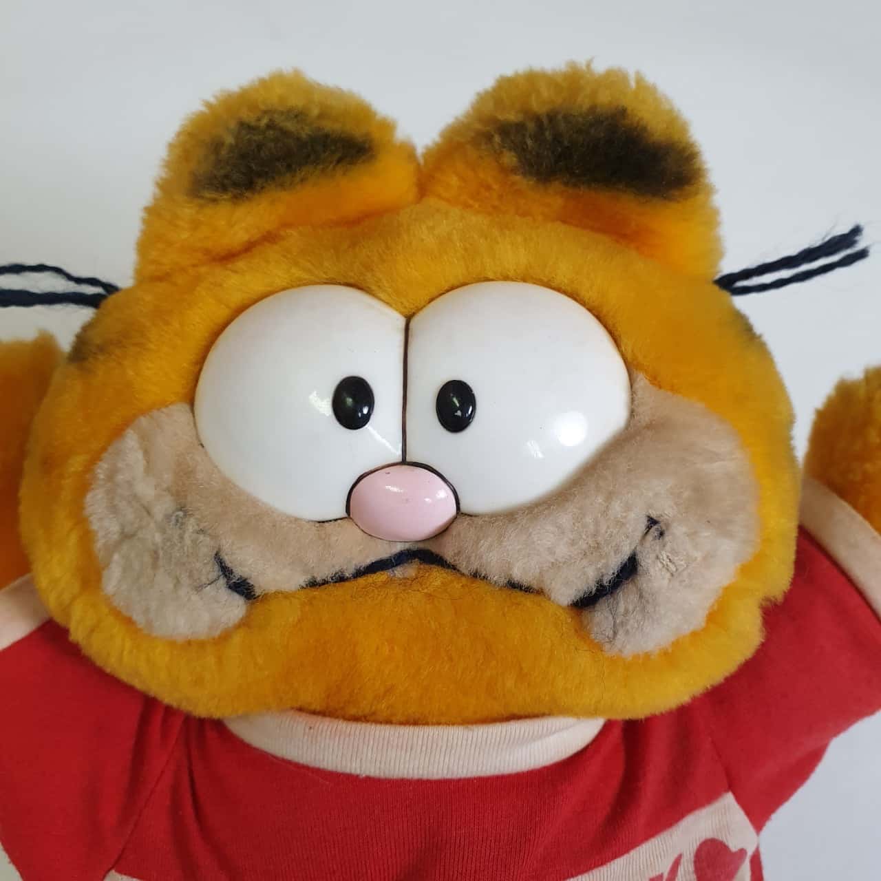 Vintage Dakin 1981 Garfield With Kissy Kissy T-Shirt