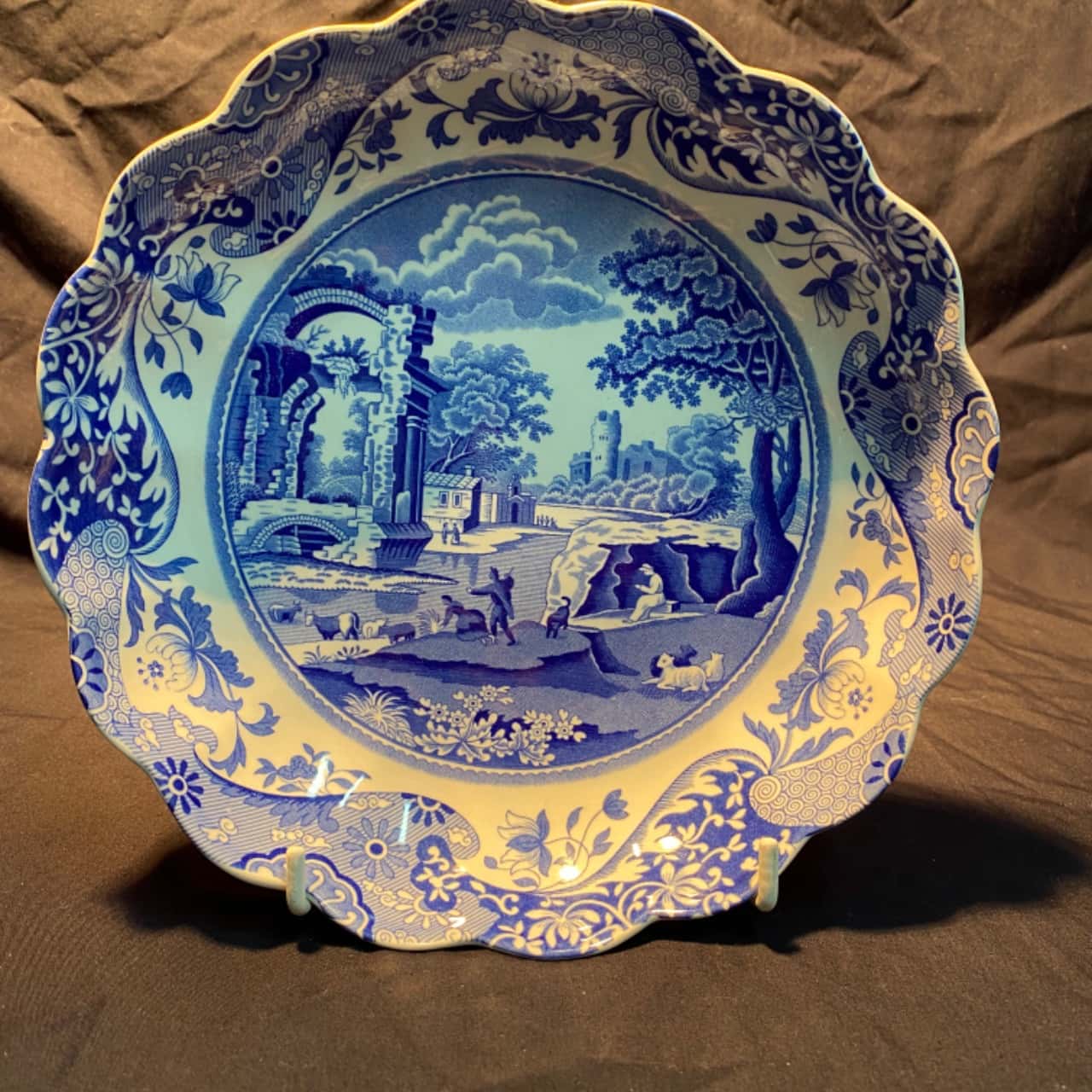 Spode design blue and white scalloped rim dish(s)