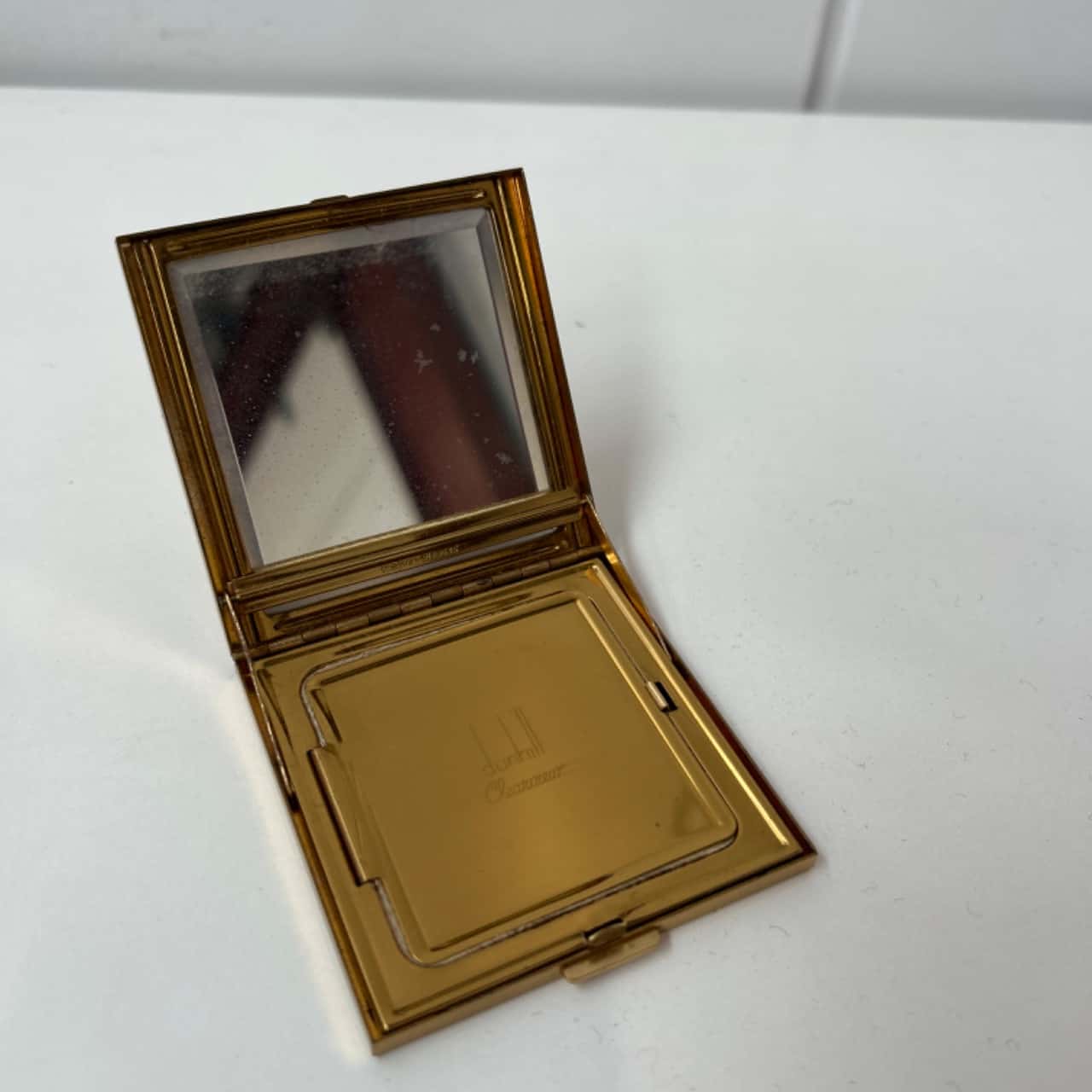 Vintage Dunhill Clearview compact (s)