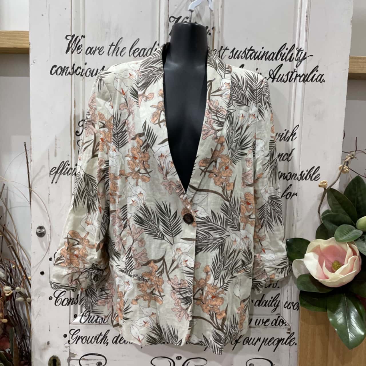 CLEARANCE SALE!! AS NEW!! Katies Brand!! Womens Size 14 Blazers Beige ...