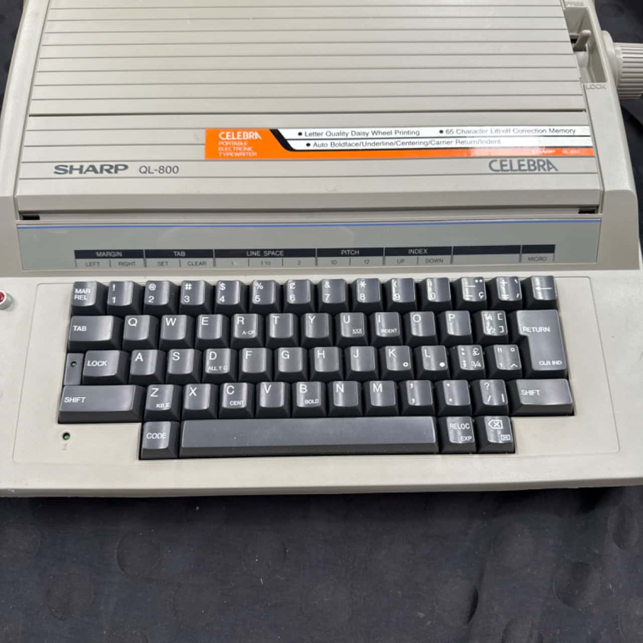 Sharp QL-800 typewriter (s)