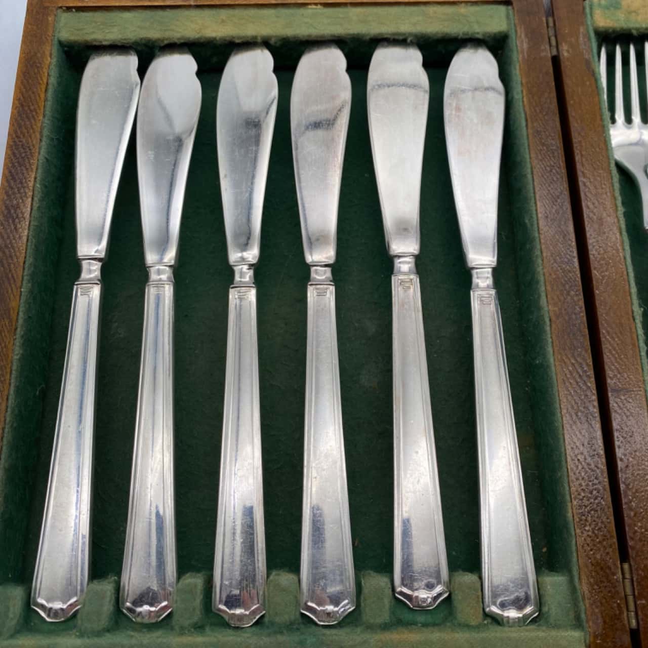 Vintage Grosvenor Delphic EPNS 6 Piece Fish Cutlery Set