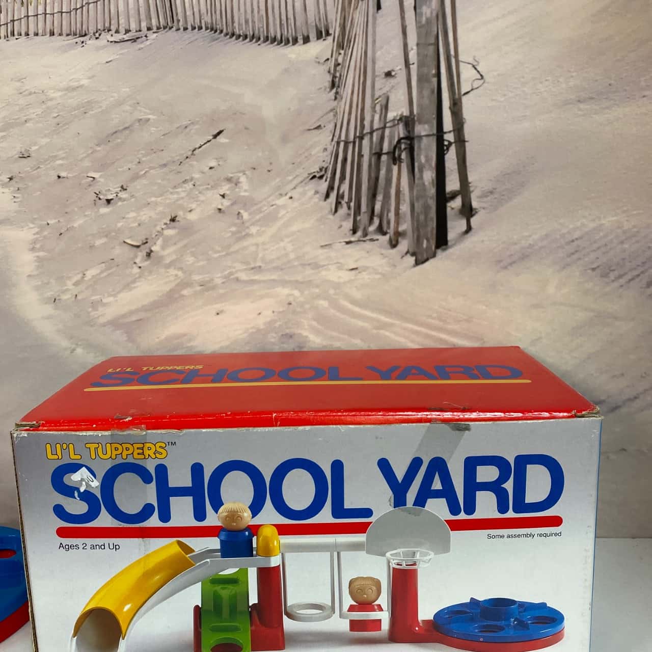 Tupperware Li’L Tuppers School Yard(s)