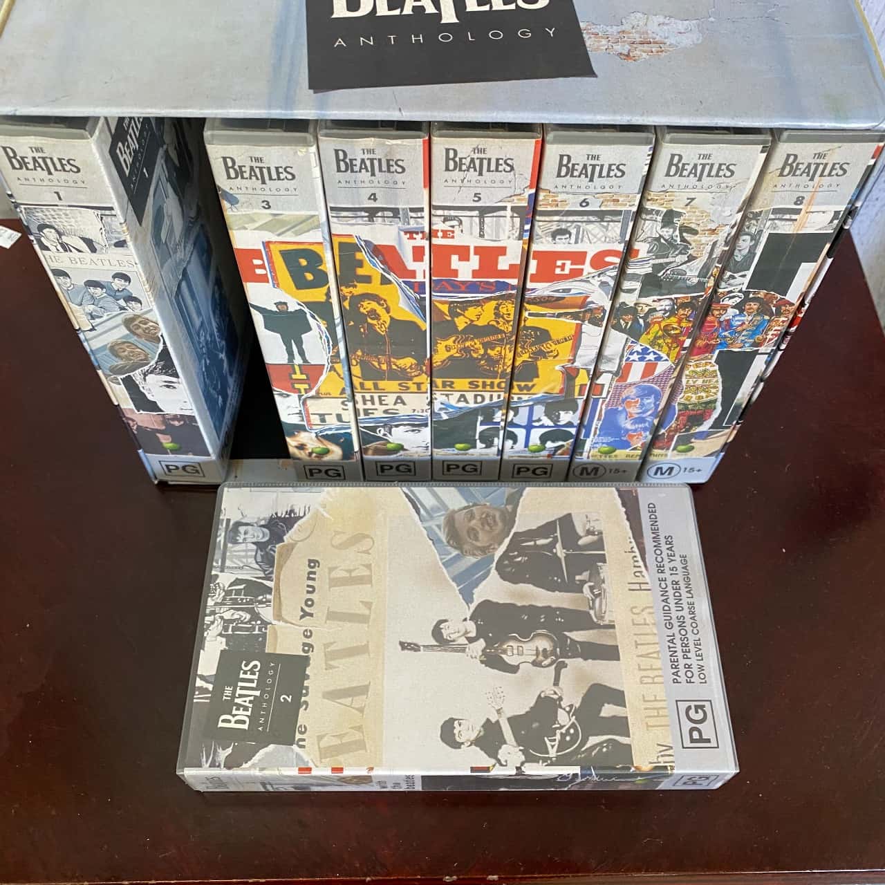 beatles VHS Anthology 1-8(s)
