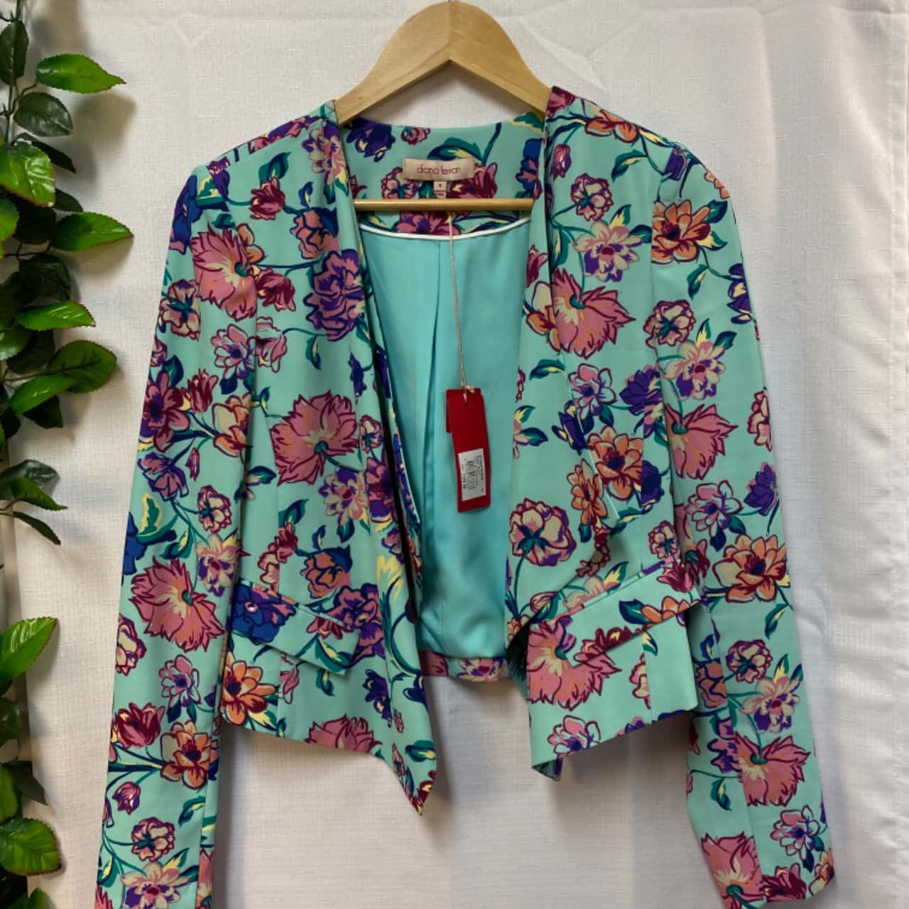 BNWT Diana Ferrari Floral Jacket Size 8