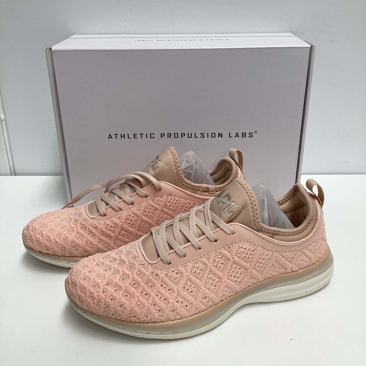 APL Womens Sneakers Size 41 Pink(s)