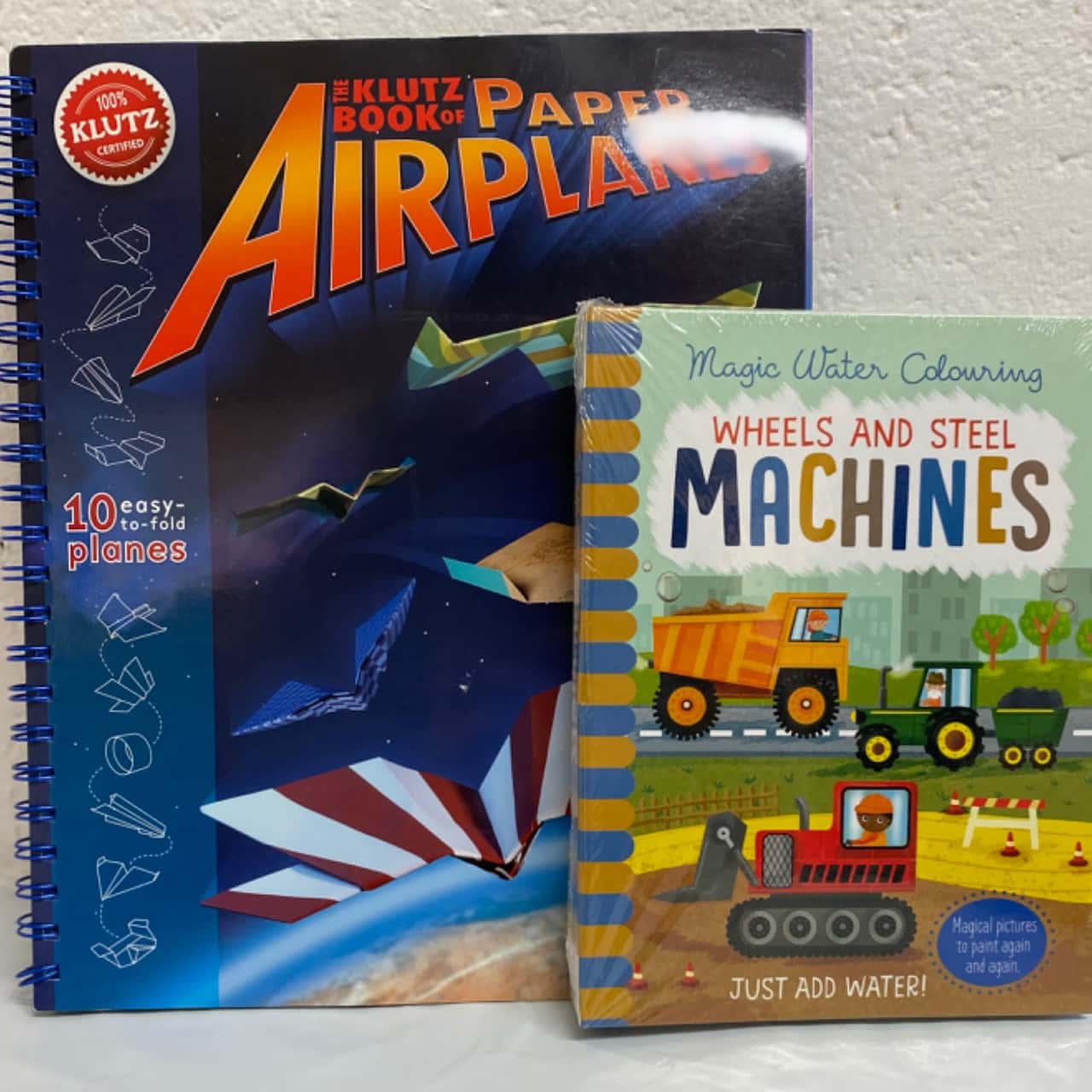 Set of childrens craft books x 4(s)