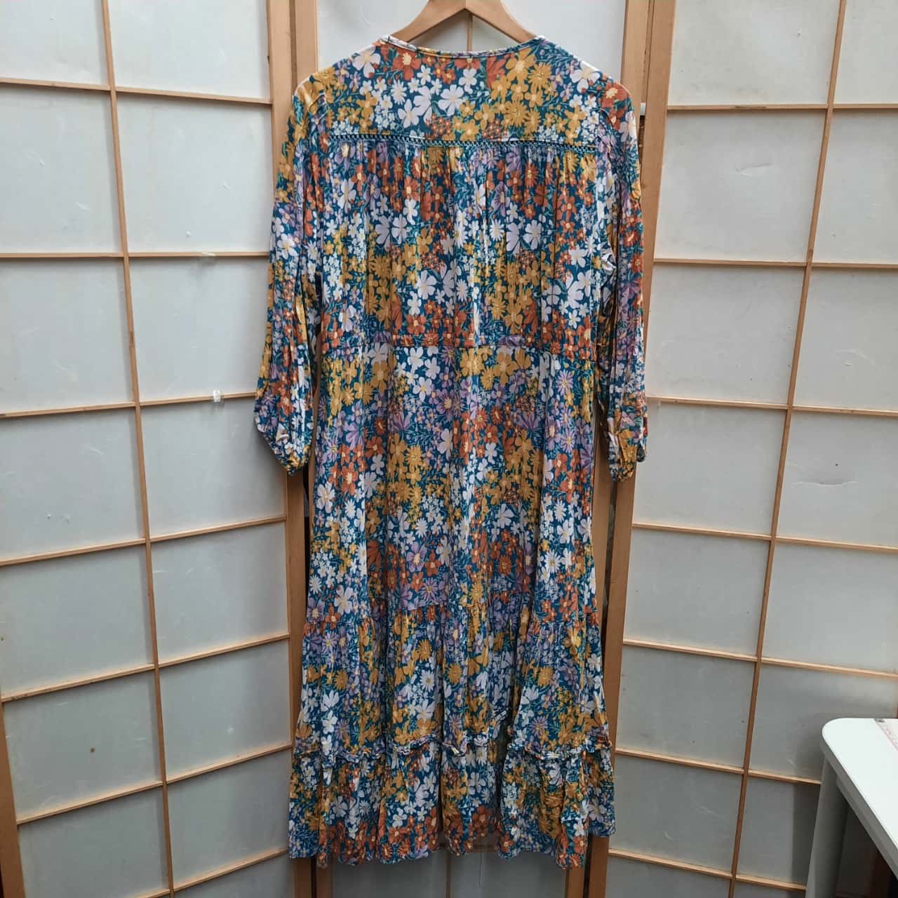 JAASE Size XL Midi / Calf Length Dress(s)