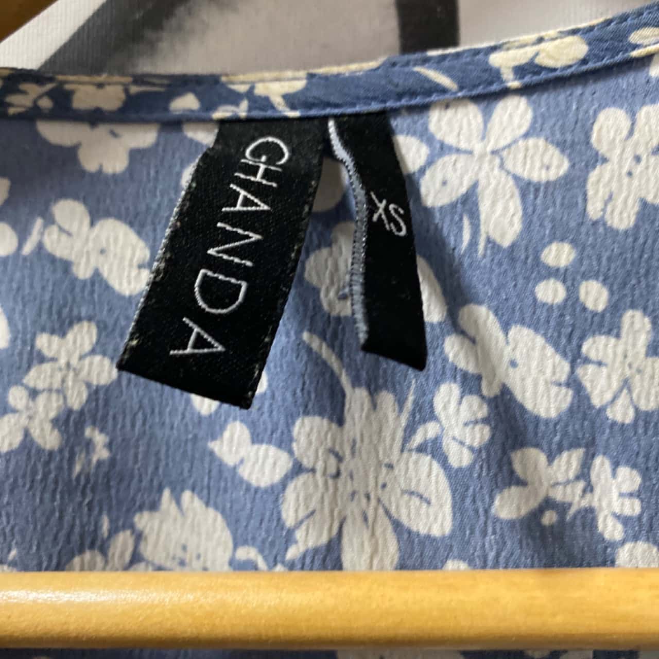 Ghanda Womens Size XS Wrap Dress Blue / Floral (s)