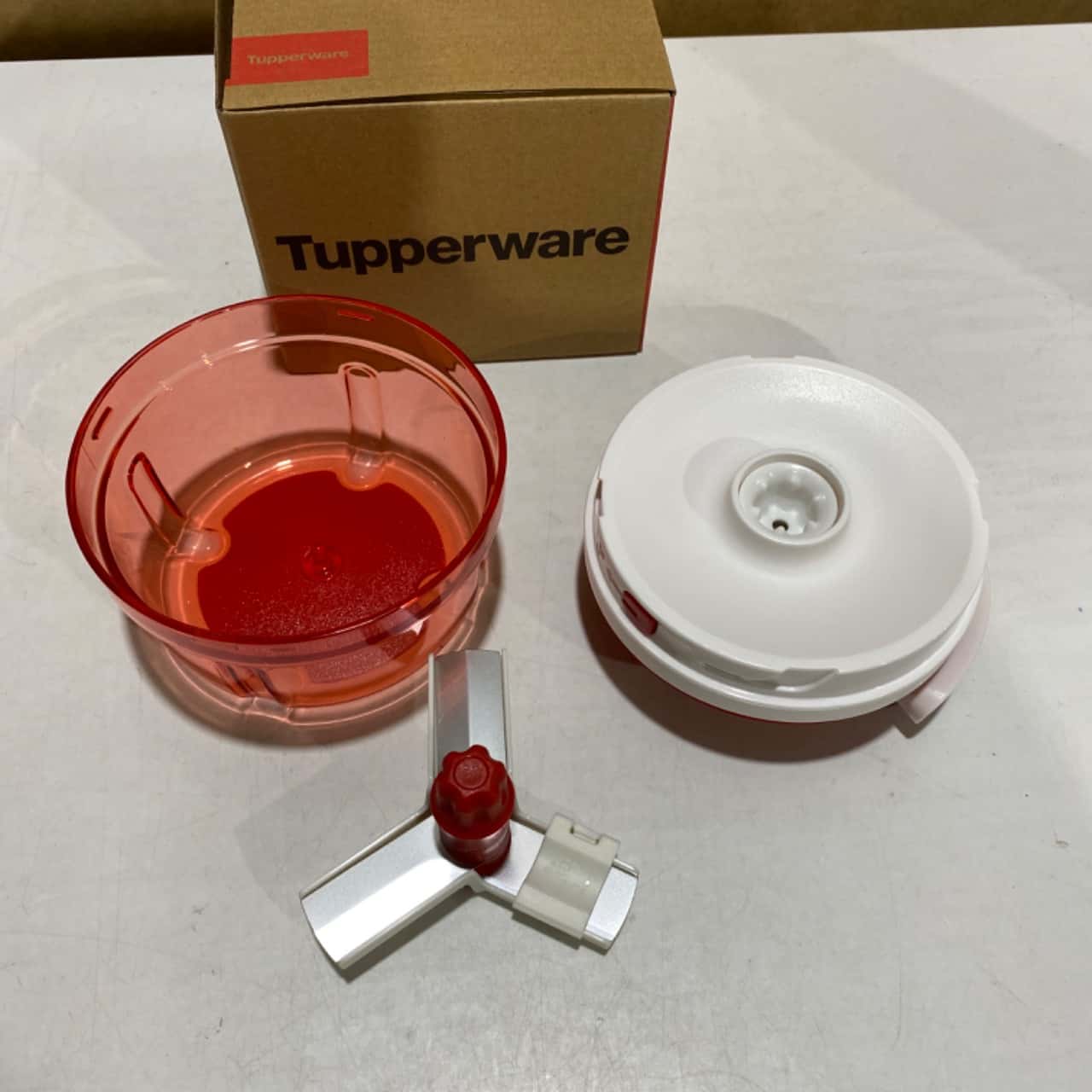 Tupperware Chopper Compact(s)