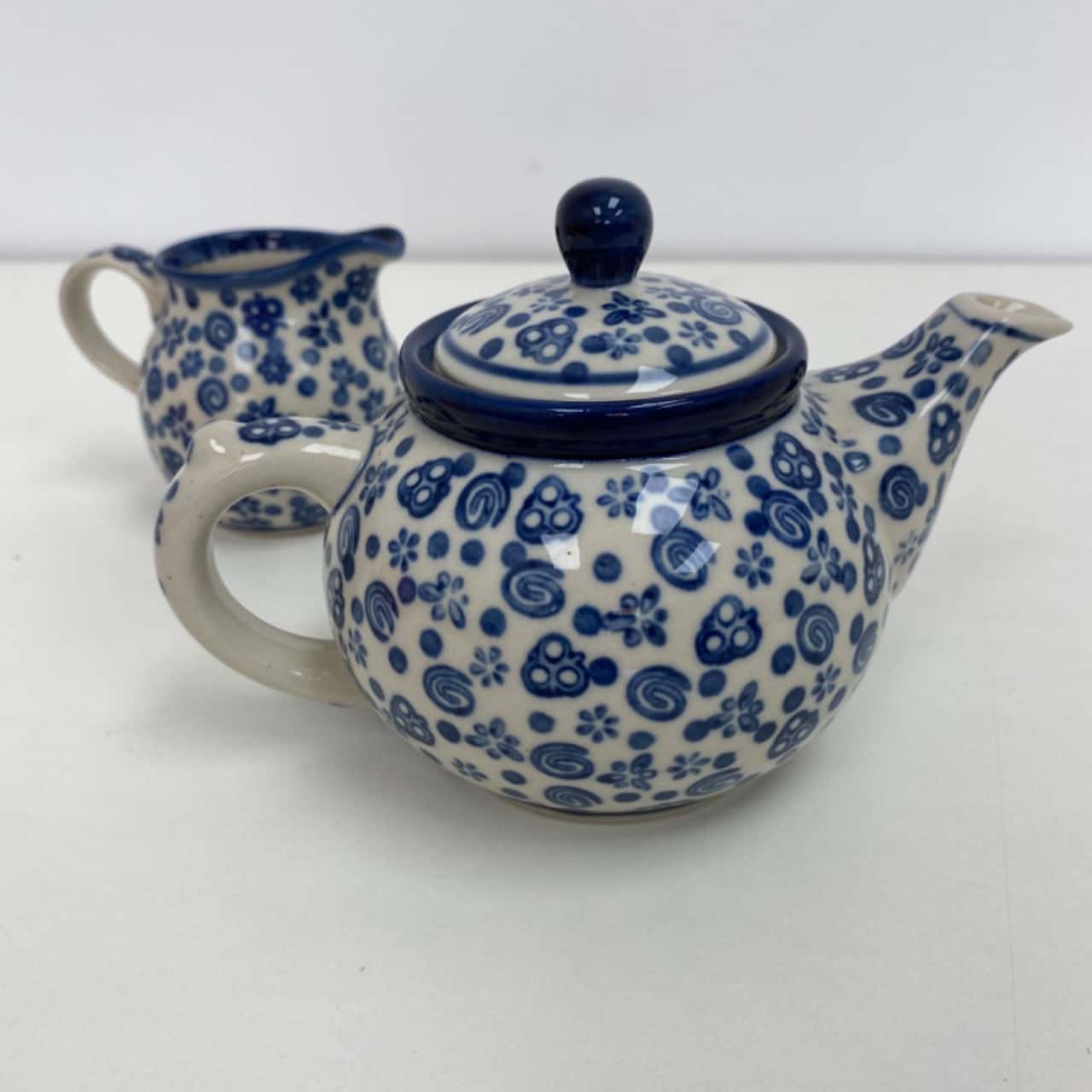 HAND MADE IN POLAND teapot set(s)