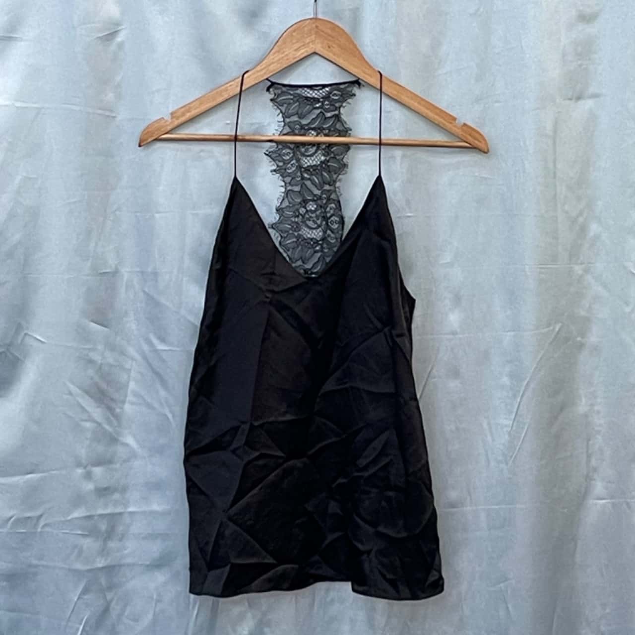 Witchery Womens Size 6 Cami Black (s)