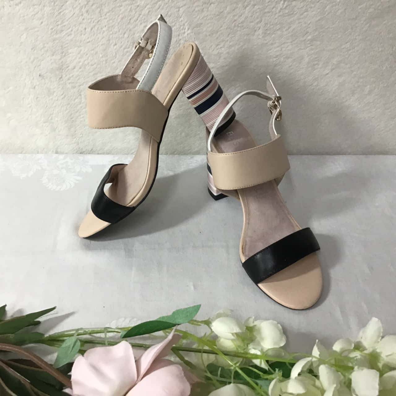 Basque Womens Size 39 Beige / Black / White Leather Upper / Striped ...