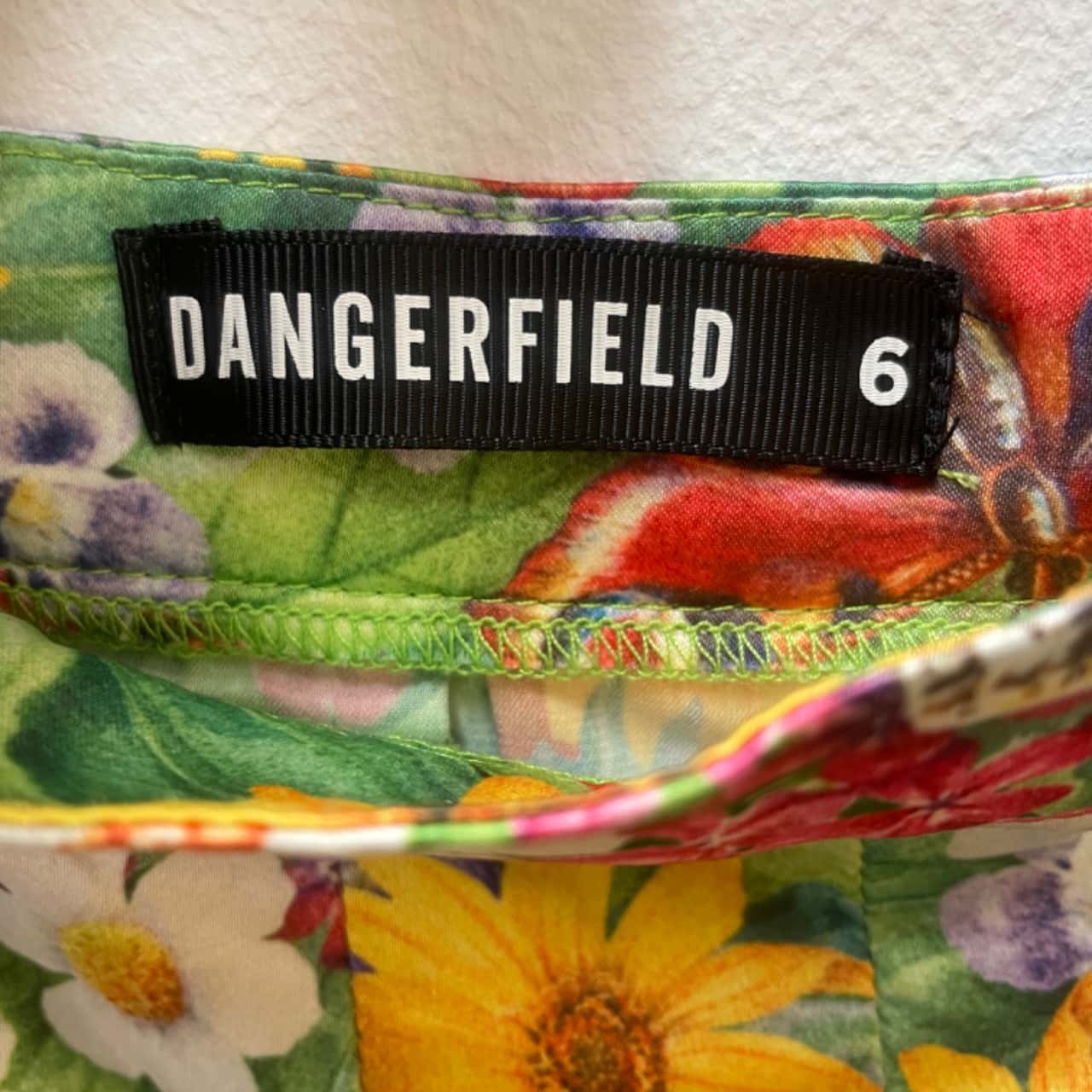 Dangerfield Womens Size 6 Pleated Floral / Multicoloured (s)