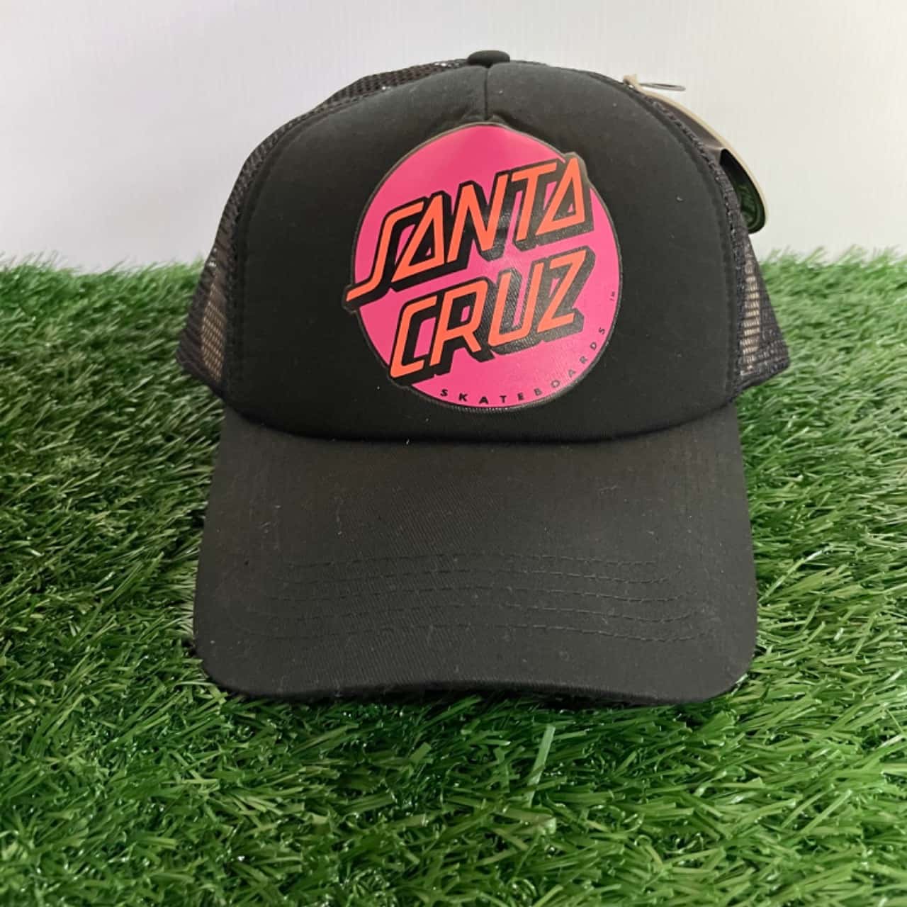 Santa Cruz Black Pop Dot Trucker Cap OS