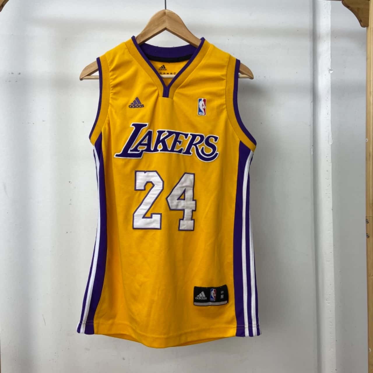 Set of 5 NBA Singlets (s)