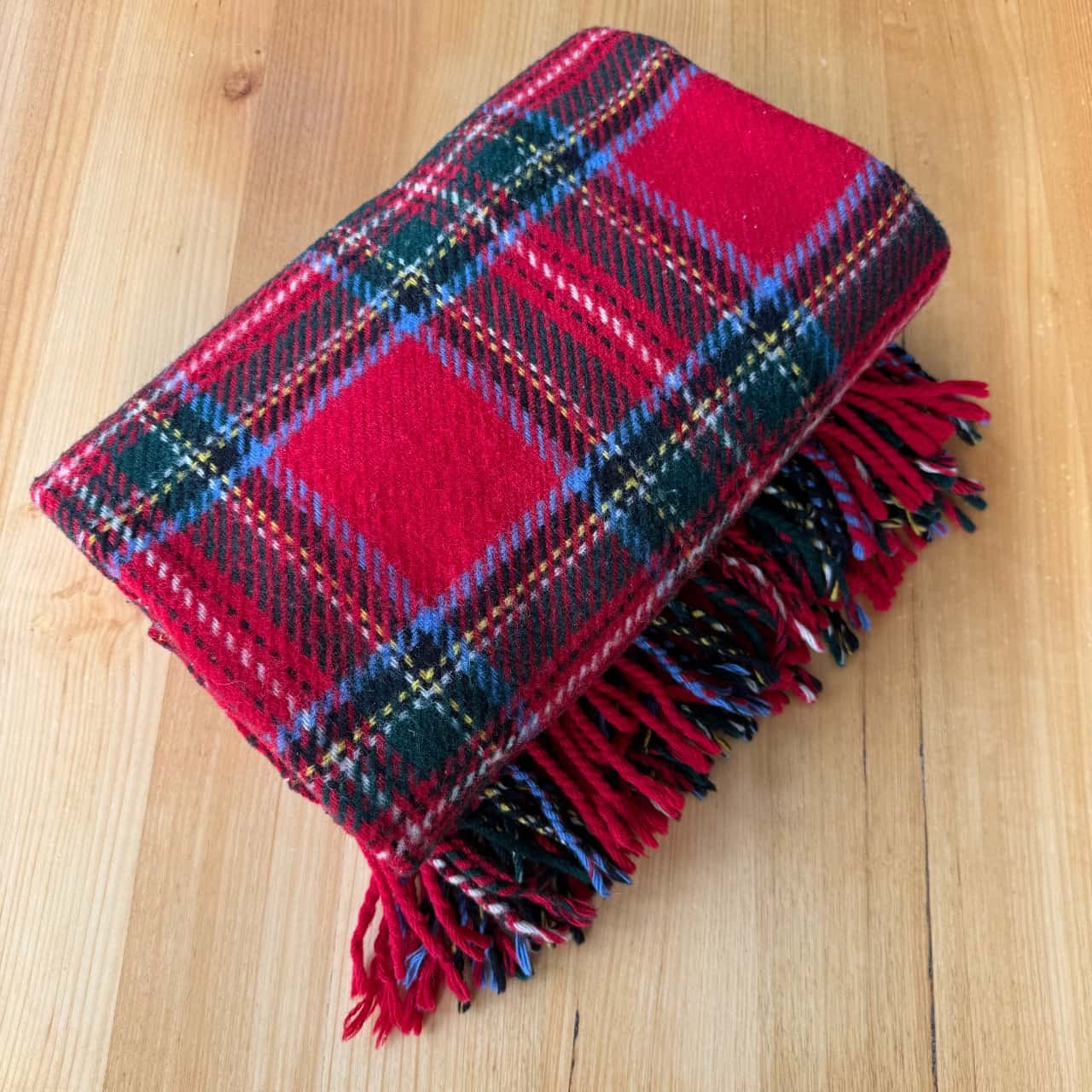 Kynoch Keith Scotland. 100% Pure Wool Car/ House or Knee Blanket.