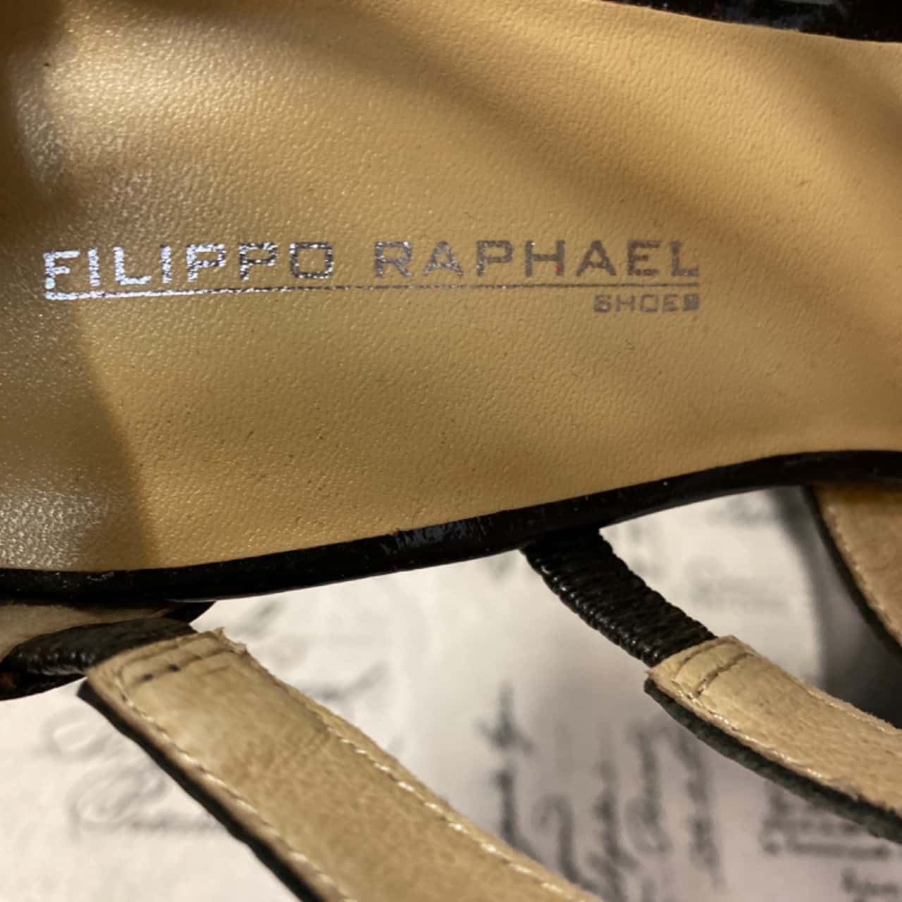 Filippo Raphael Womens Size 39 Black Shoes