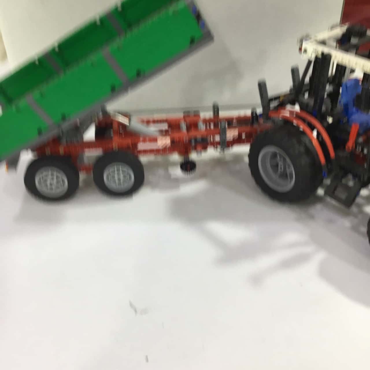 Lego Technic Tractor & Trailer