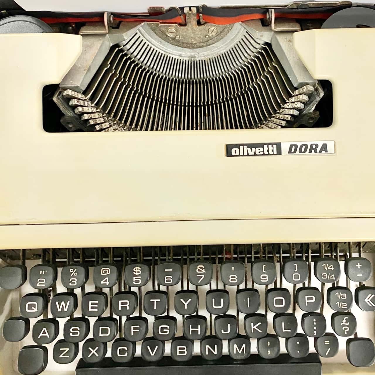 Vintage Olivetti Dora Typewriter & Original Case (s)
