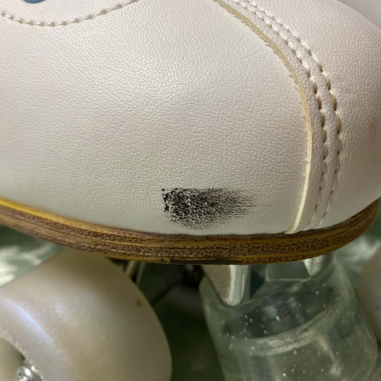 Adjustable Retro Roller Skates