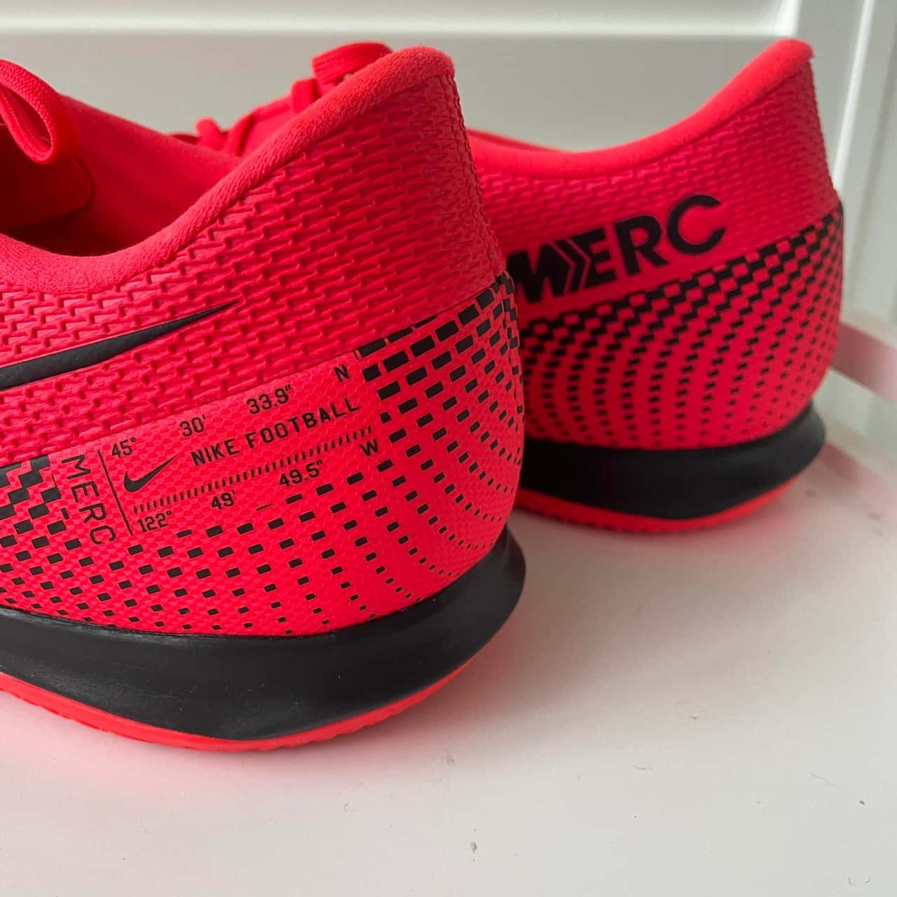 NIKE Mercury Mens Pink Sneaker (s)