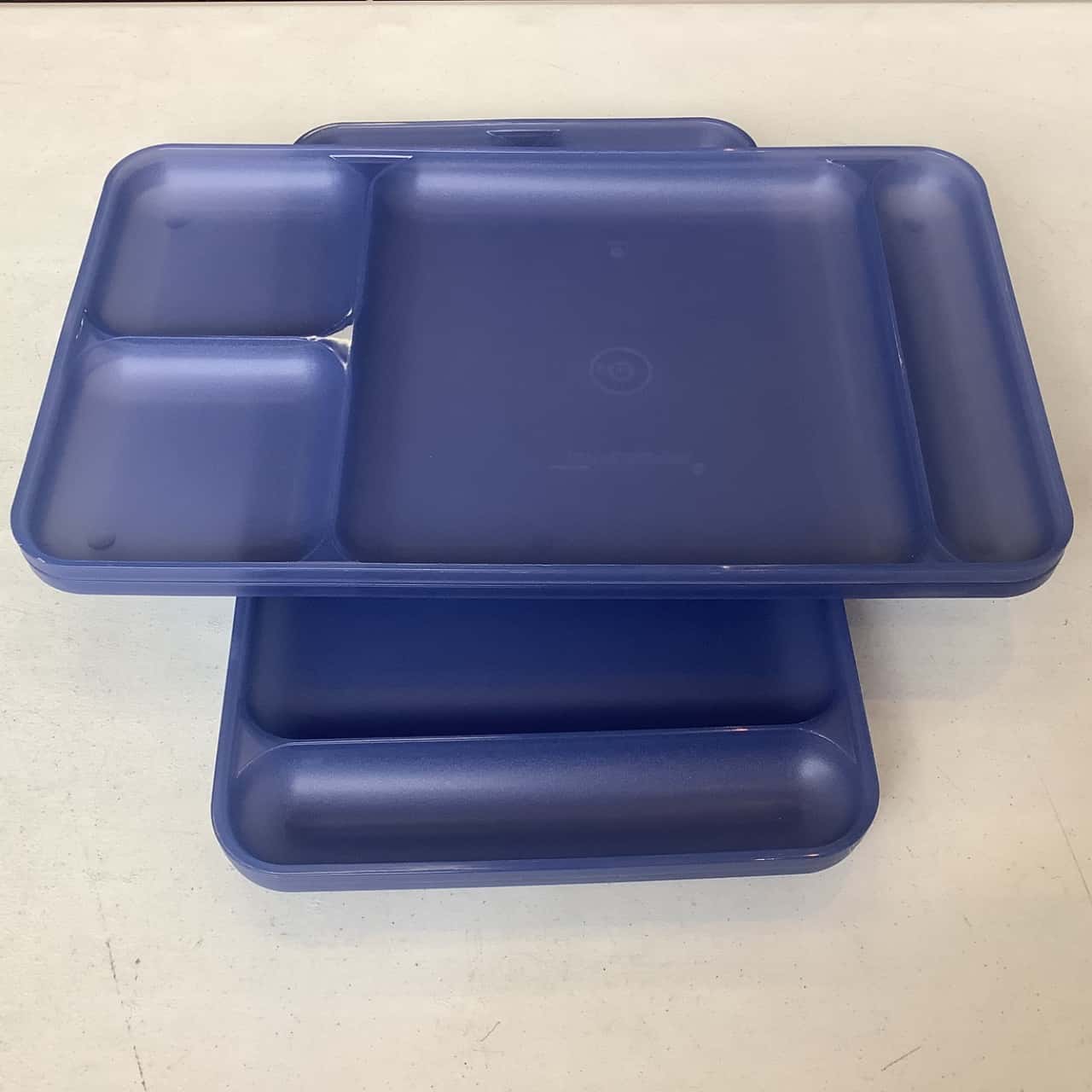Tupperware 4 x Divided Plastic Serving Trays Blue