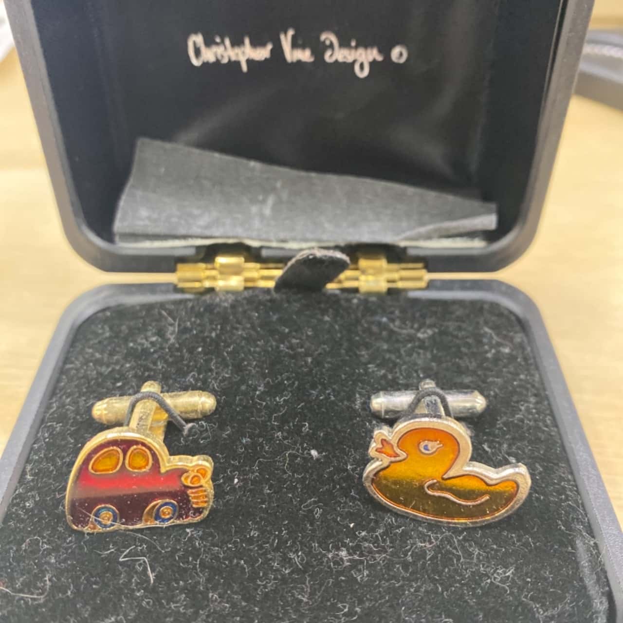 Mens Cufflinks Gold / Red / Silver