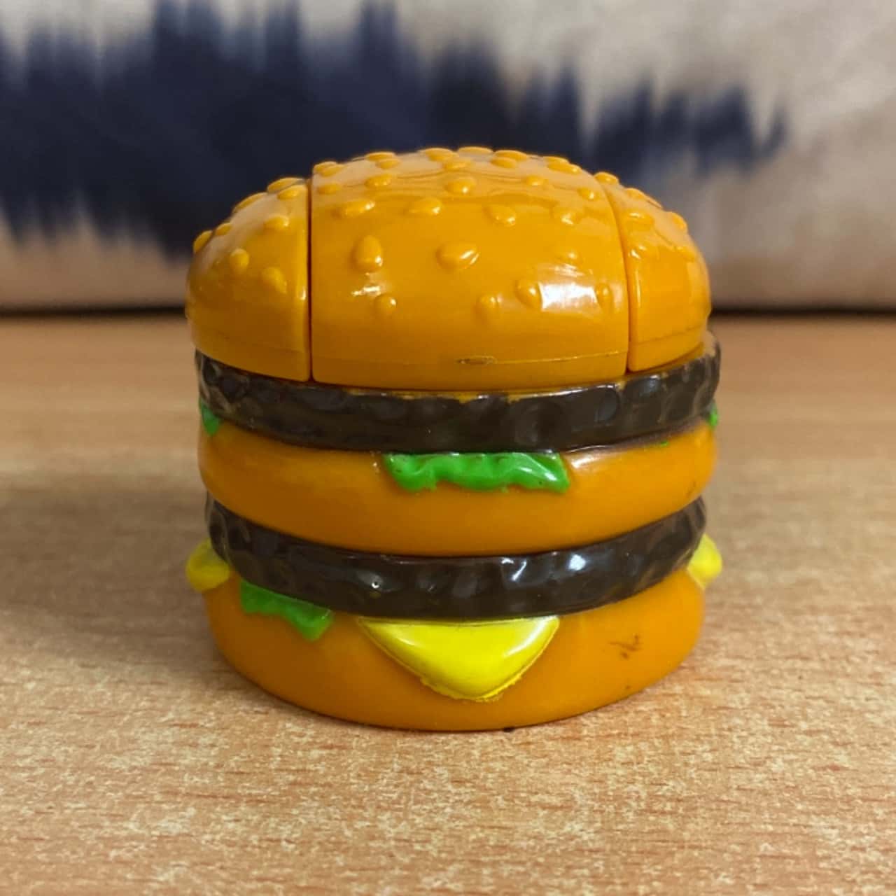 Vintage 1990 McDonalds Big Mac Changeables Toy - (s)