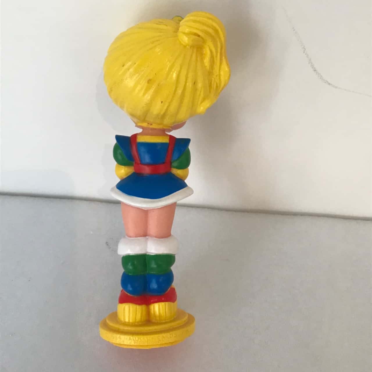 Vintage 1984 Rainbow Brite Shelf Doll Hallmark Cards(s)