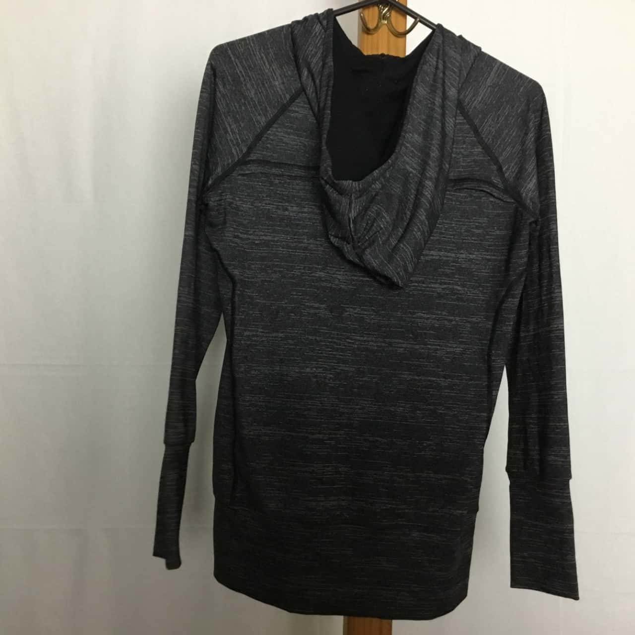 Lorna Jane Black Fleck Sports Jacket Size L?(s)