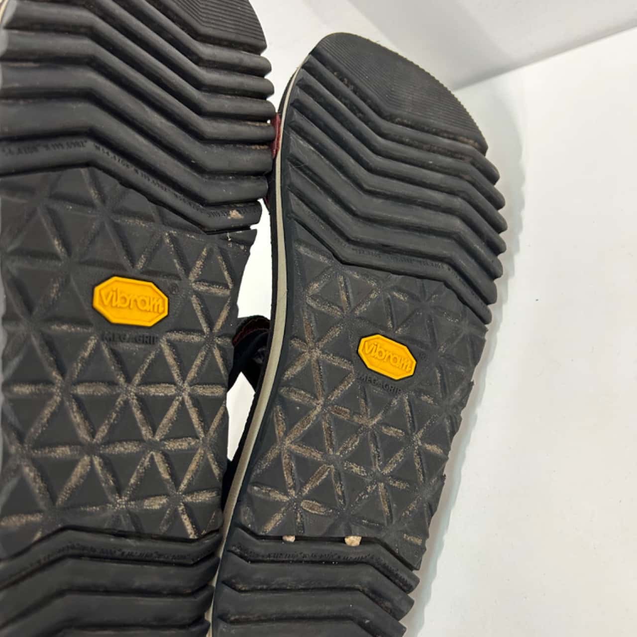 Teva Vibram Size EUR 41 Black (s)