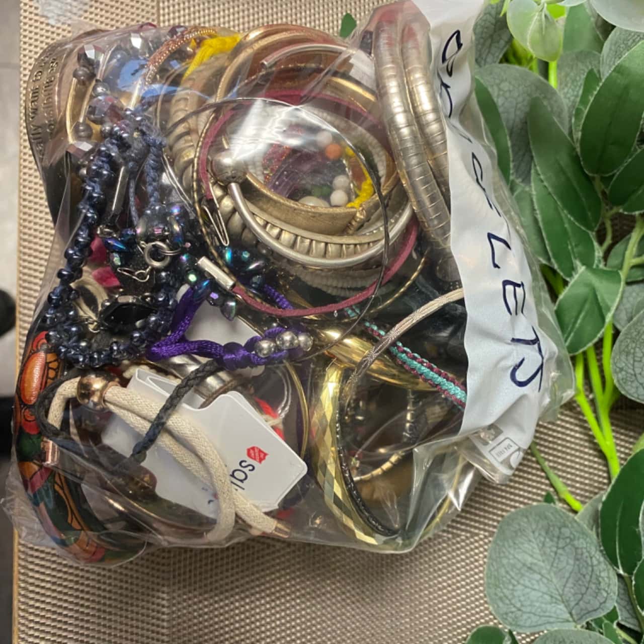 Womens mixed bag of bangles/bracelets (Bag 111)(s)